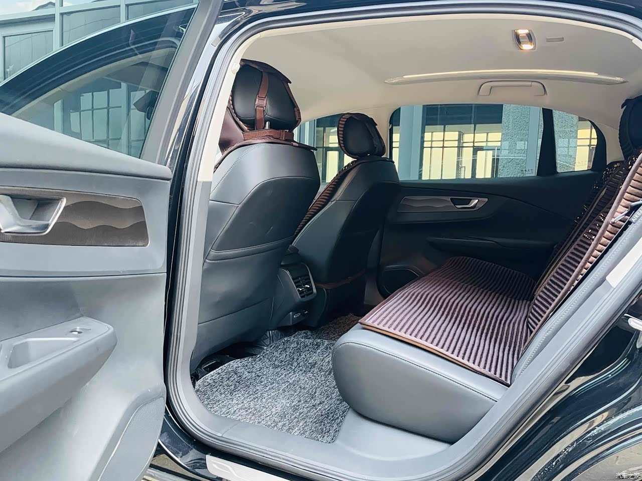 红旗E-QM5 2022款 431km 充电乐享版怎么样_优缺点_武小虎_口碑_汽车之家