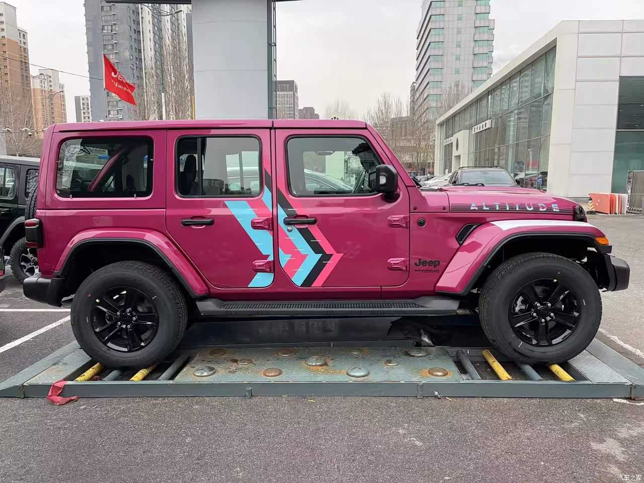 牧马人 2022款 2.0T 高地巴哈马沙滩粉特别版怎么样_优缺点_漱漱口五_口碑_汽车之家