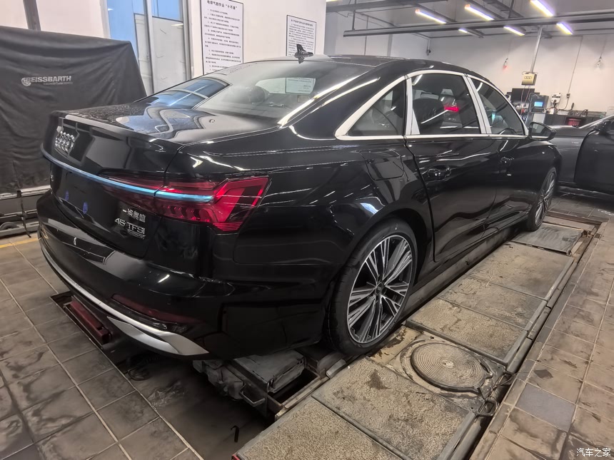 奥迪A6L 2025款 45 TFSI quattro 臻选动感型+尊享包怎么样_优缺点_易欧游YOU_口碑_汽车之家