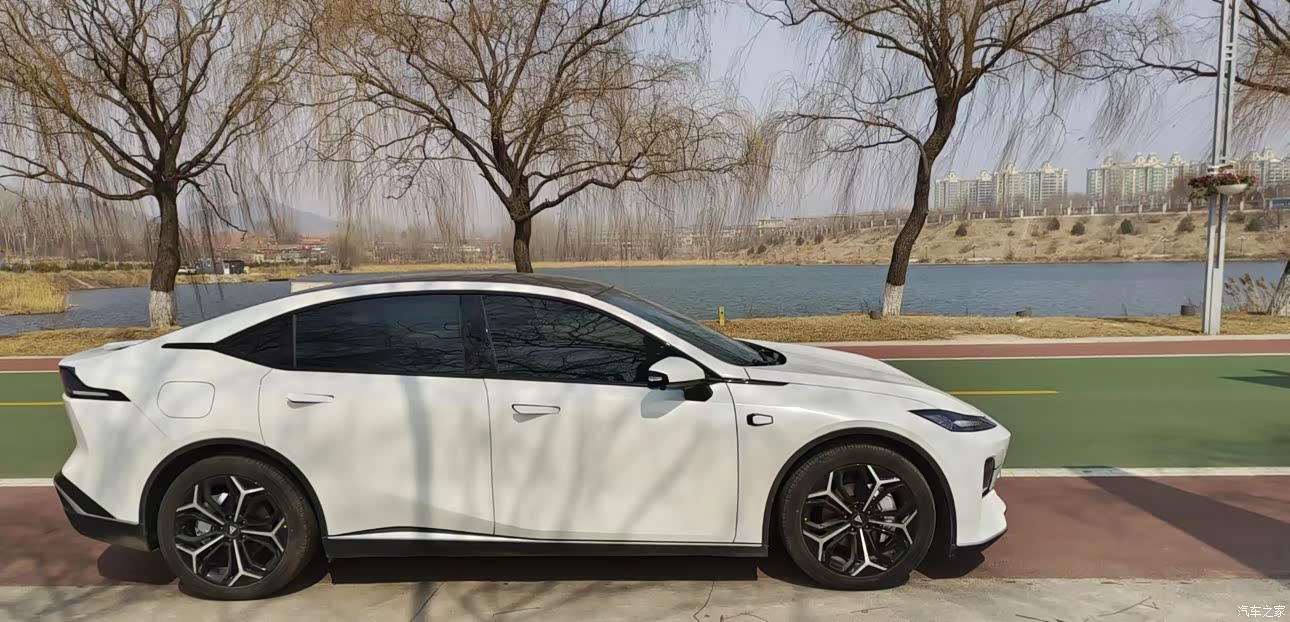 深蓝SL03 2023款 200Max增程版怎么样_优缺点_深蓝帅气车主_口碑_汽车之家