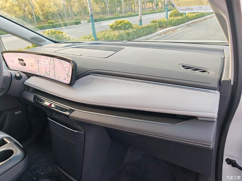 汽车之家|别克GL8报价大全|大众点评|2025款 陆尊 尊享版怎么样