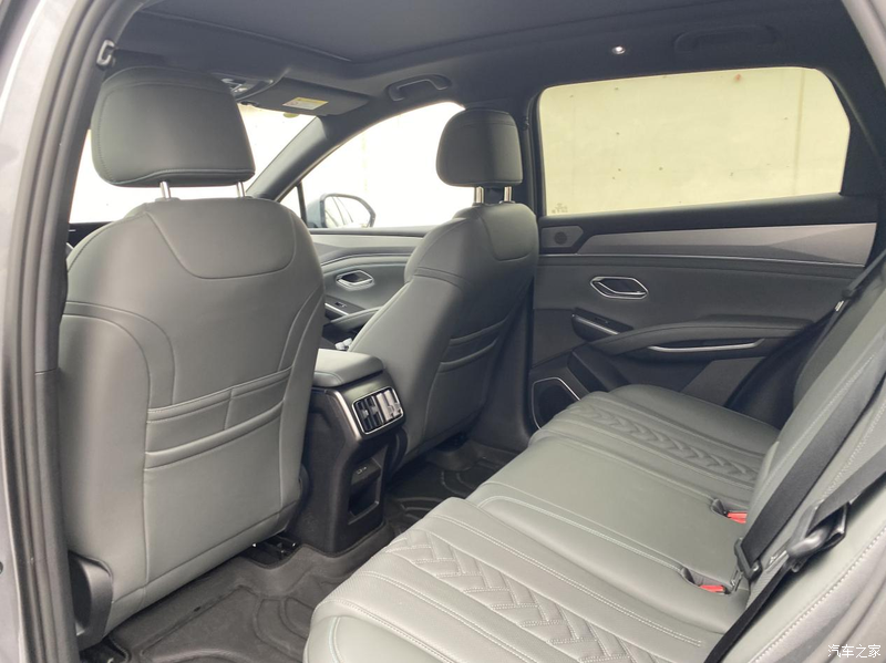 汽车之家|宋L DM-i报价大全|大众点评|2025款 智驾版 160km 超越型怎么样