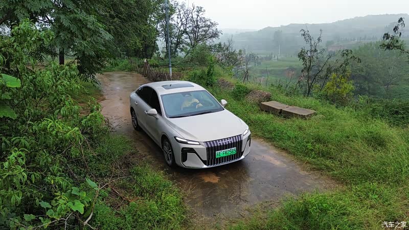 汽车之家|荣威M7 DMH报价大全|大众点评|2025款 160km舒享版怎么样