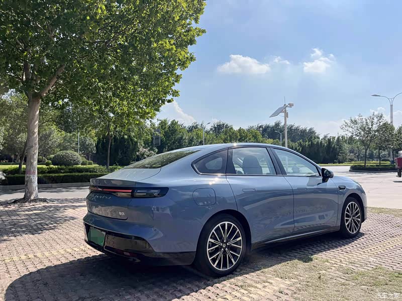 汽车之家|零跑B01报价大全|大众点评|2025款 650激光雷达版怎么样